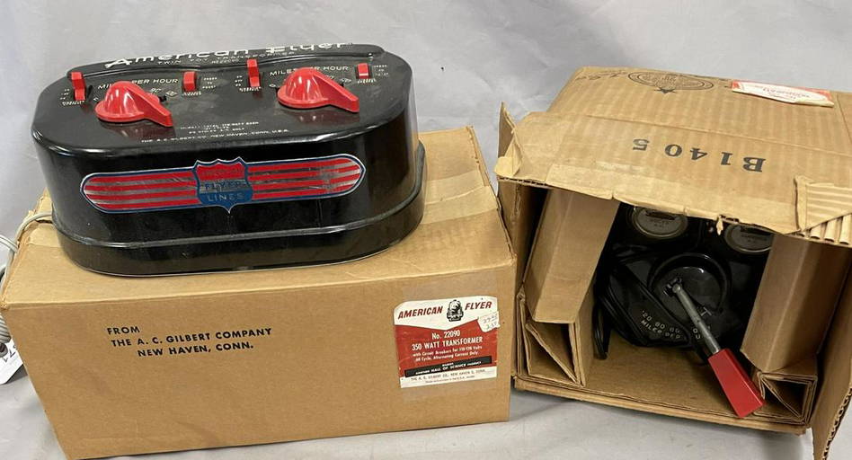 Boxed American Flyer 19b & 22090 Transformers