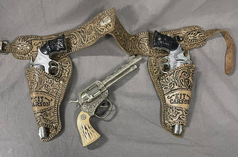 Kit Carson & Lone Ranger Cap Guns - Mar 02, 2022 | Weiss Auctions in NY