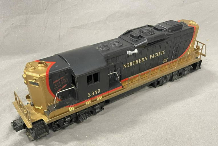 Clean Lionel 2349 NP GP9 Diesel - Oct 11, 2022 | Weiss Auctions in NY