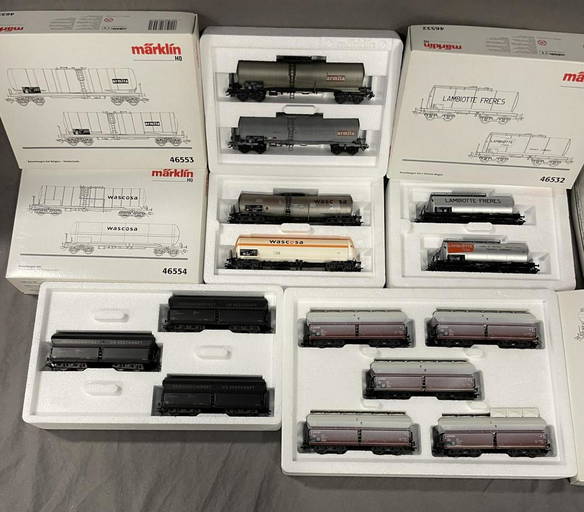 5 Marklin Ho Bogey Truck Freight Car Sets