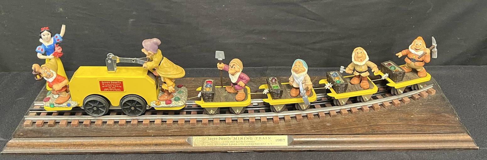 Pride Lines, Disney Snow White Mining Train Set