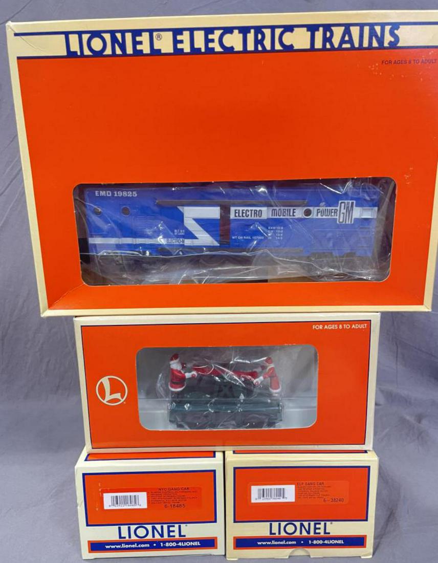 4 Lionel Operating Units