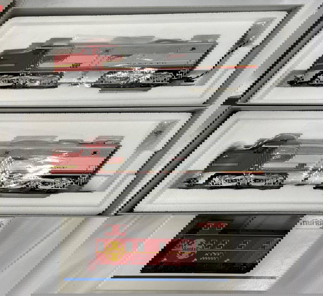 Marklin Digital Ho Atsf Pa Alco Aa Diesels & Cab Auction