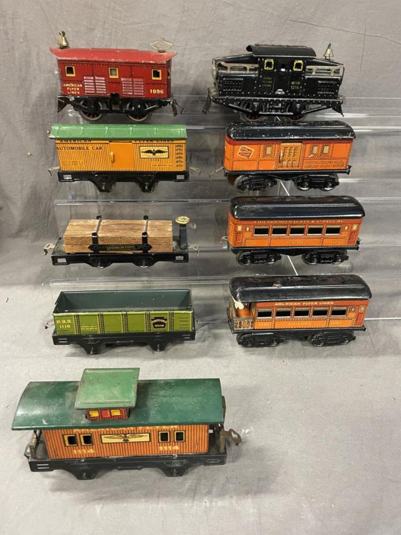 2 American Flyer 1920s Train Sets