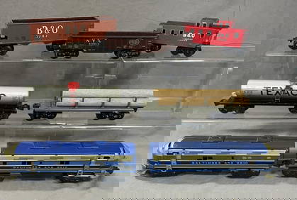 Vintage Marx Battery Operated Train Set