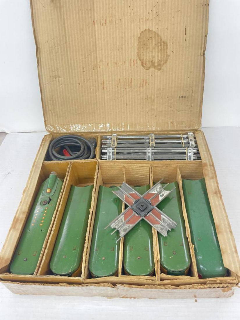 Boxed Marx M10000 Streamliner Auction