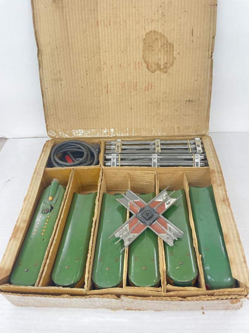 Boxed Marx M10000 Streamliner Auction