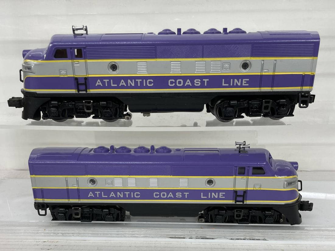 Custom Painted Lionel Acl F3 Aa Diesels Auction