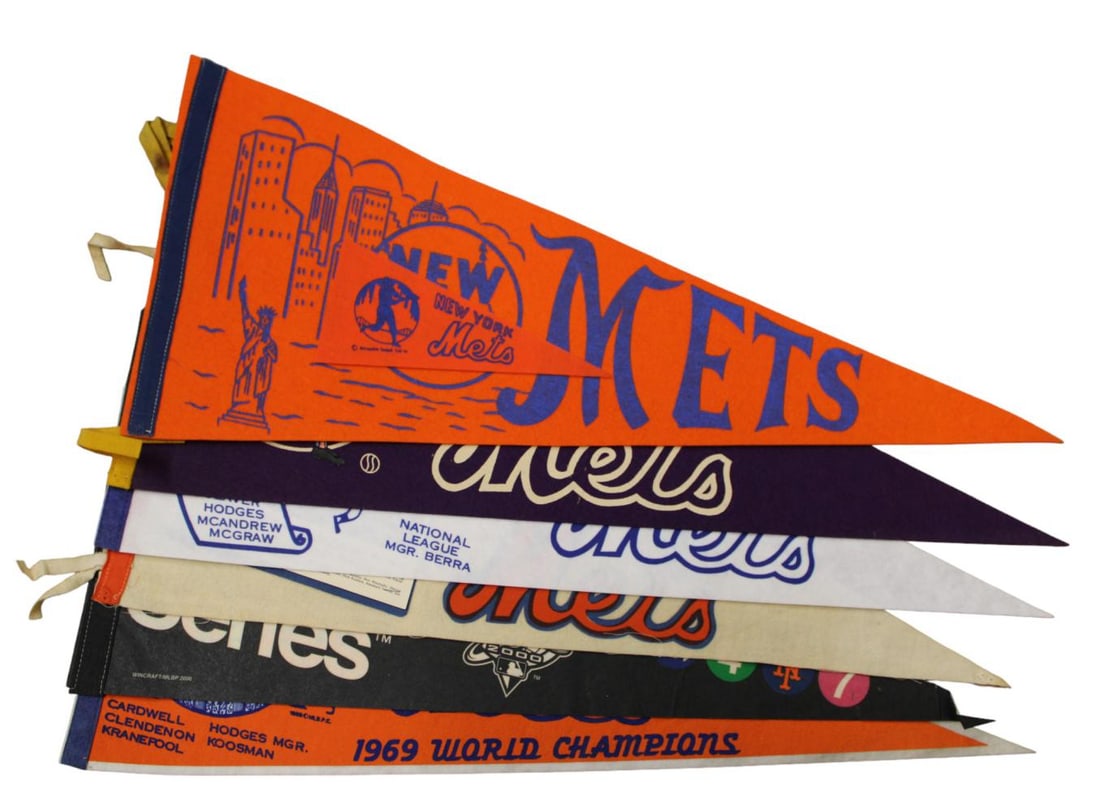 New York Mets Pennant Lot Auction