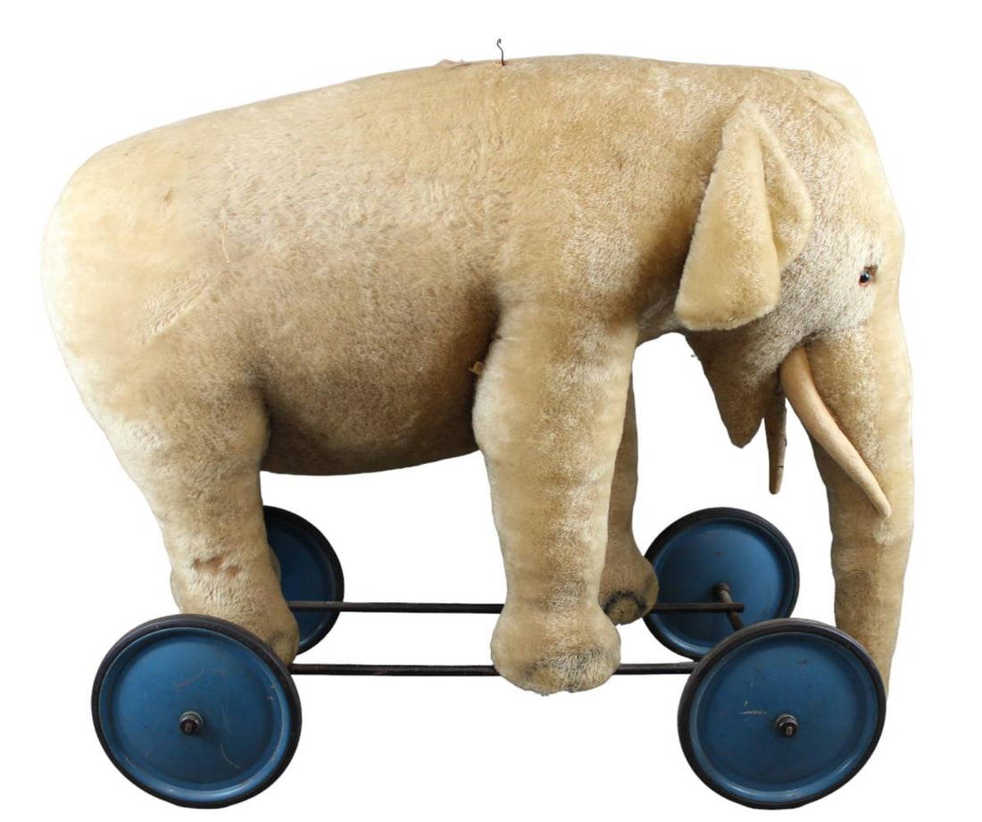 Steiff Large Ride-on Elephant, Tlc Auction