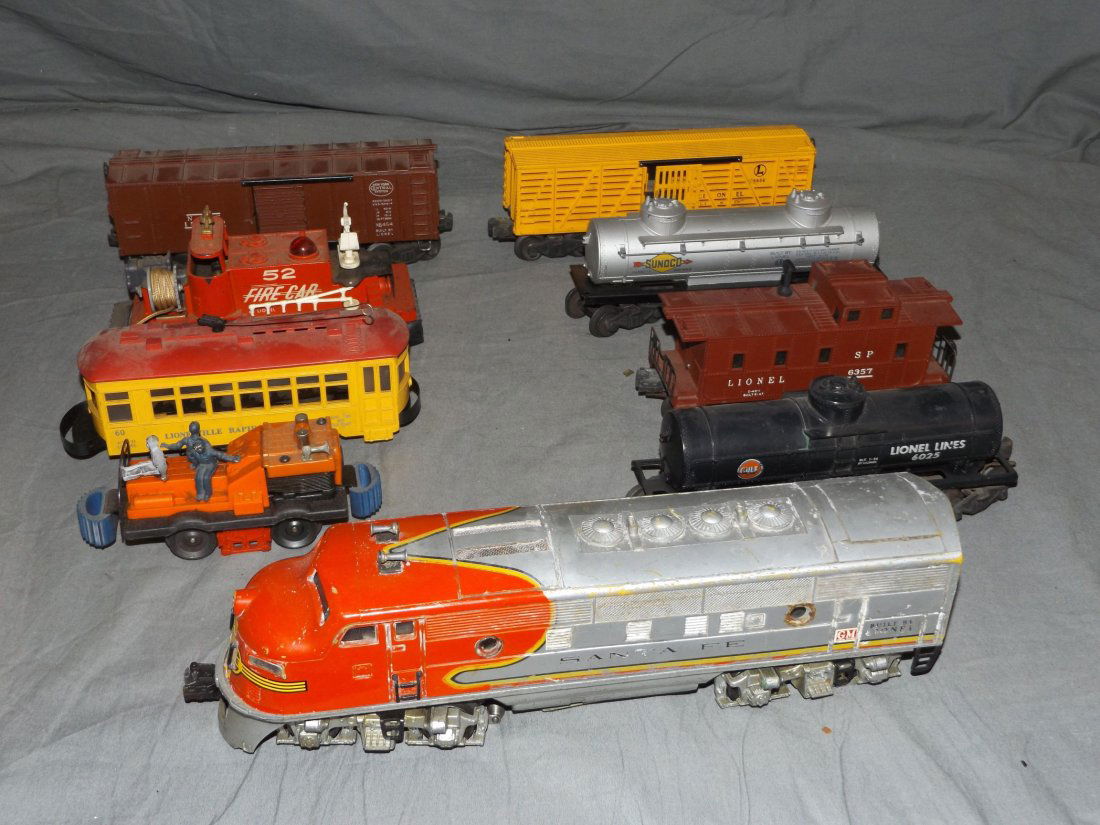 Lionel Postwar Diesel Freight Set
