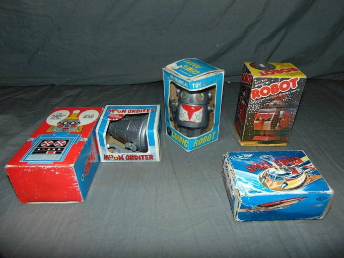Lot Of 5 Smaller Boxed Robots