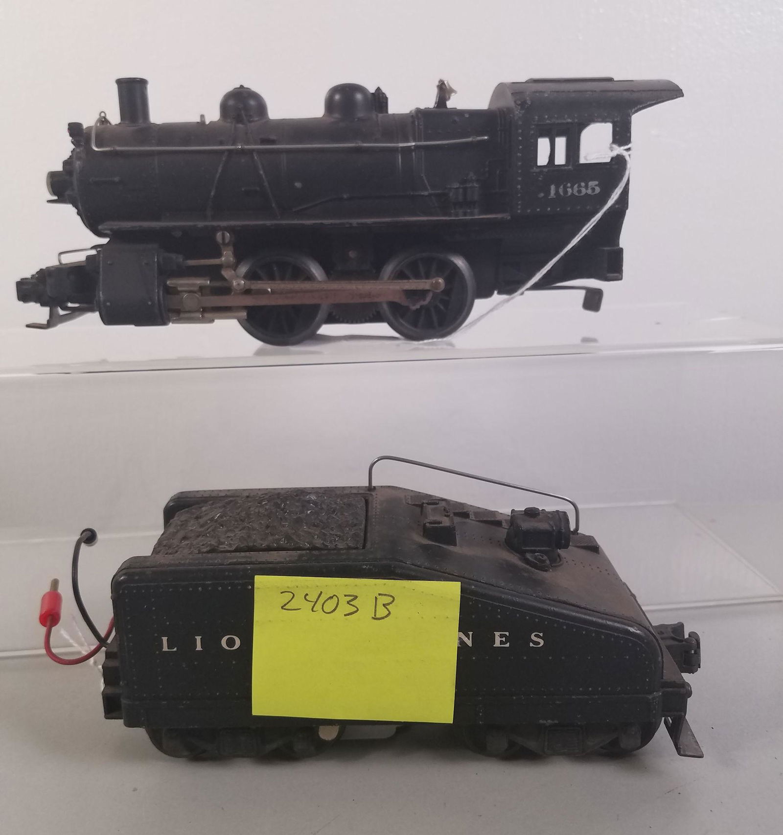 Lionel O Gauge Post War 1665 Engine With 2403b Tender