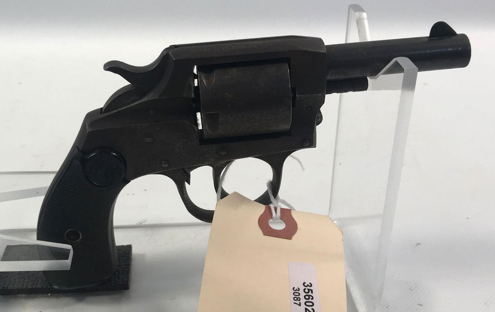 U.s. Revolver .32 Caliber Revolver Sn: 41135, Rusted.