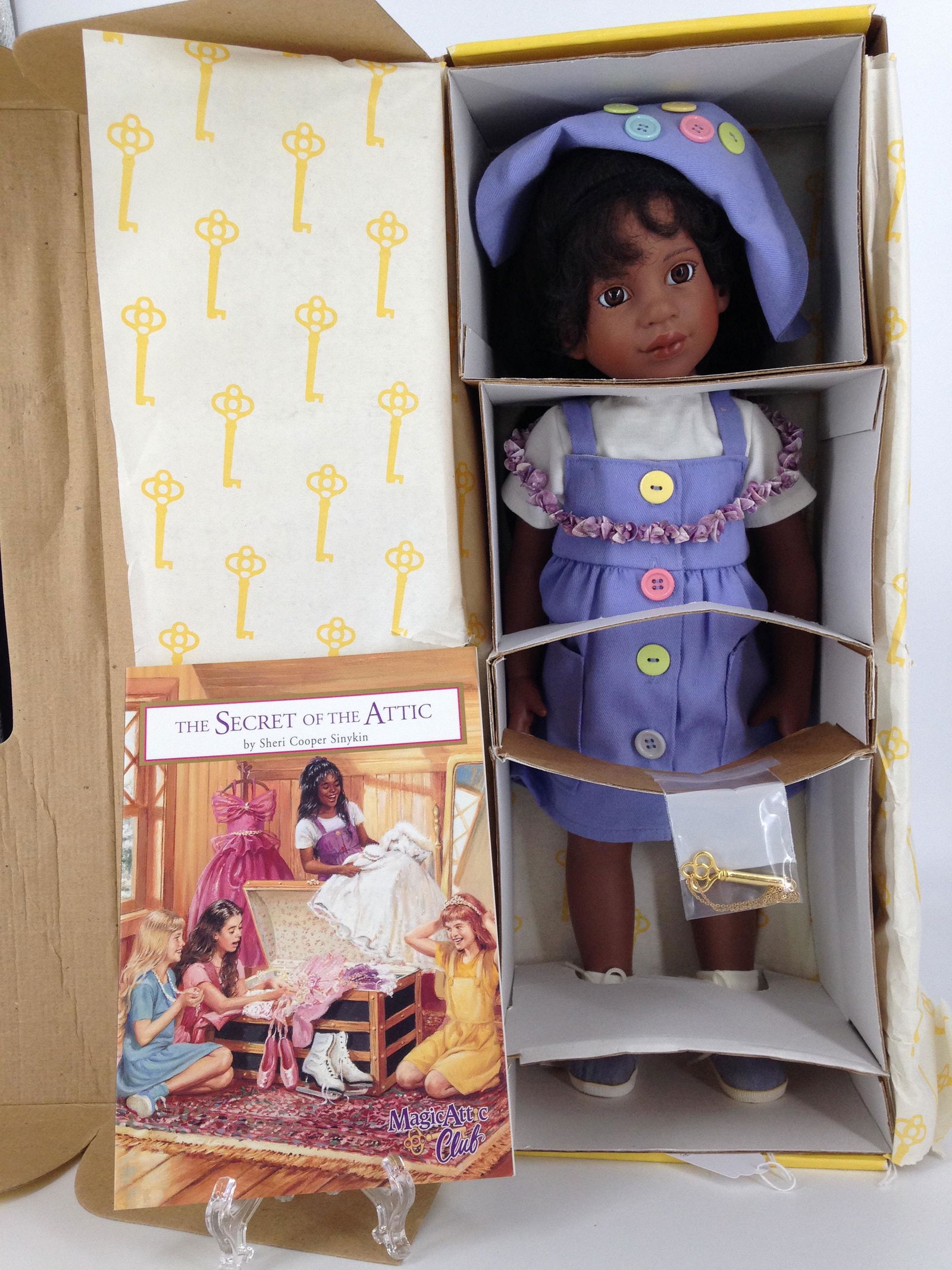 18" Magic Attic Club Doll "keisha" In Original Box.