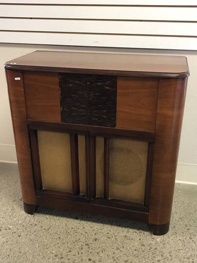 1940s Airline Mahogany Console Radio Record Player.