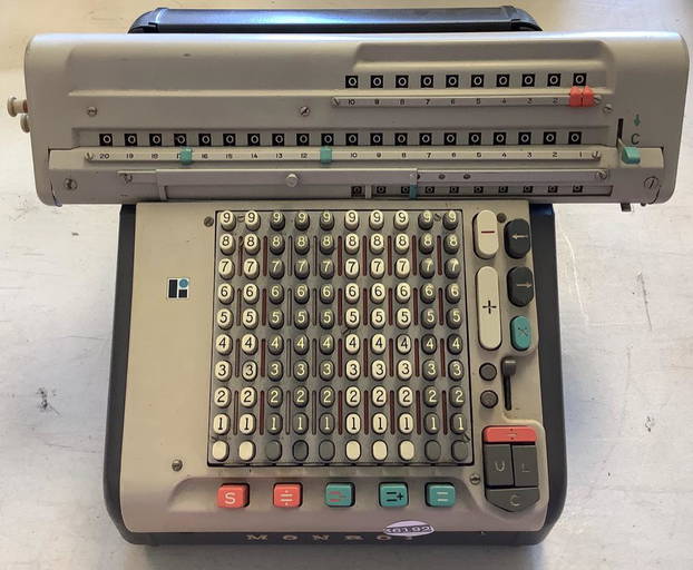 Monroe Adding Machine. Sn:b263622 Model:csae 10.