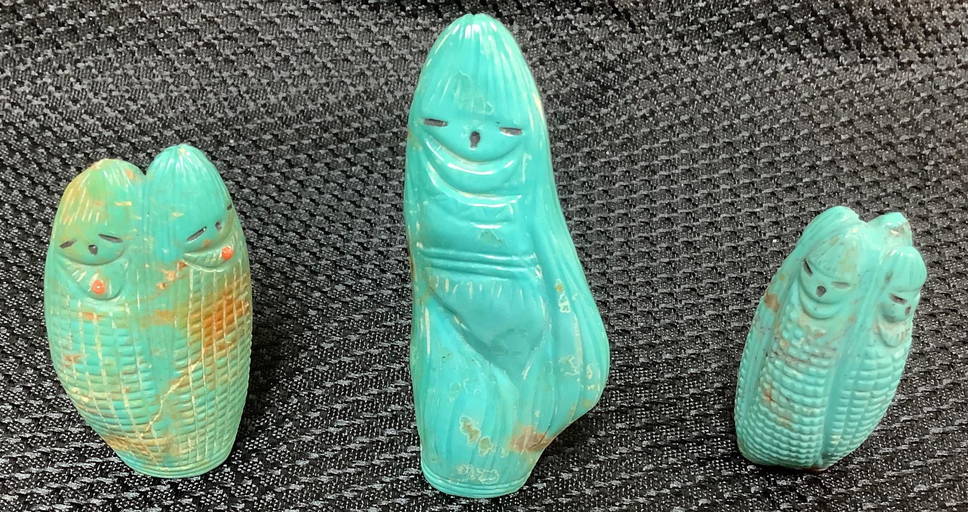 Lot of 3 turquoise Zuni carved corn maidens, mother and - Dec 08, 2021 ...
