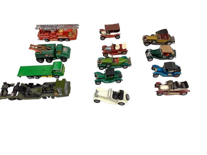 Box Lot Of 13 Vintage Matchbox Metal Die Cast Vehicles 9 Models Of ...