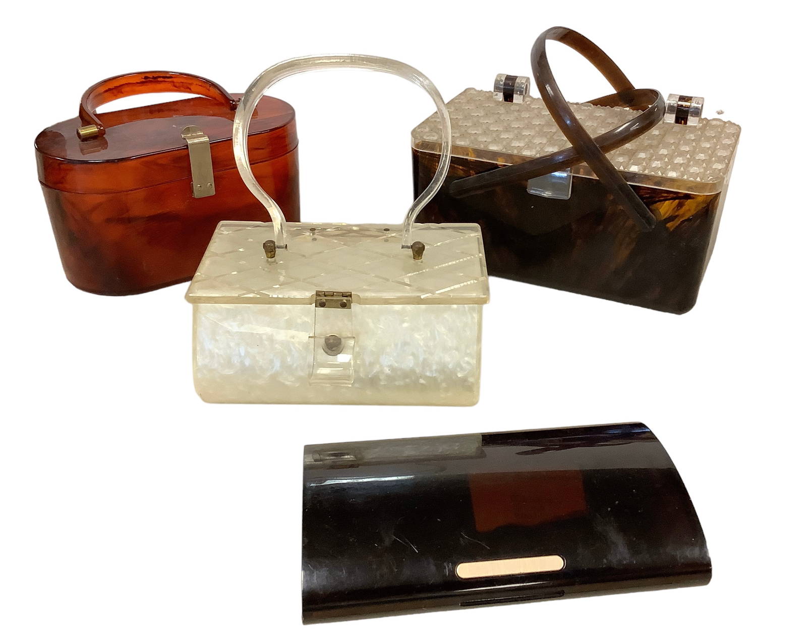 Four Vintage Plastic Or Lucite Purses Auction