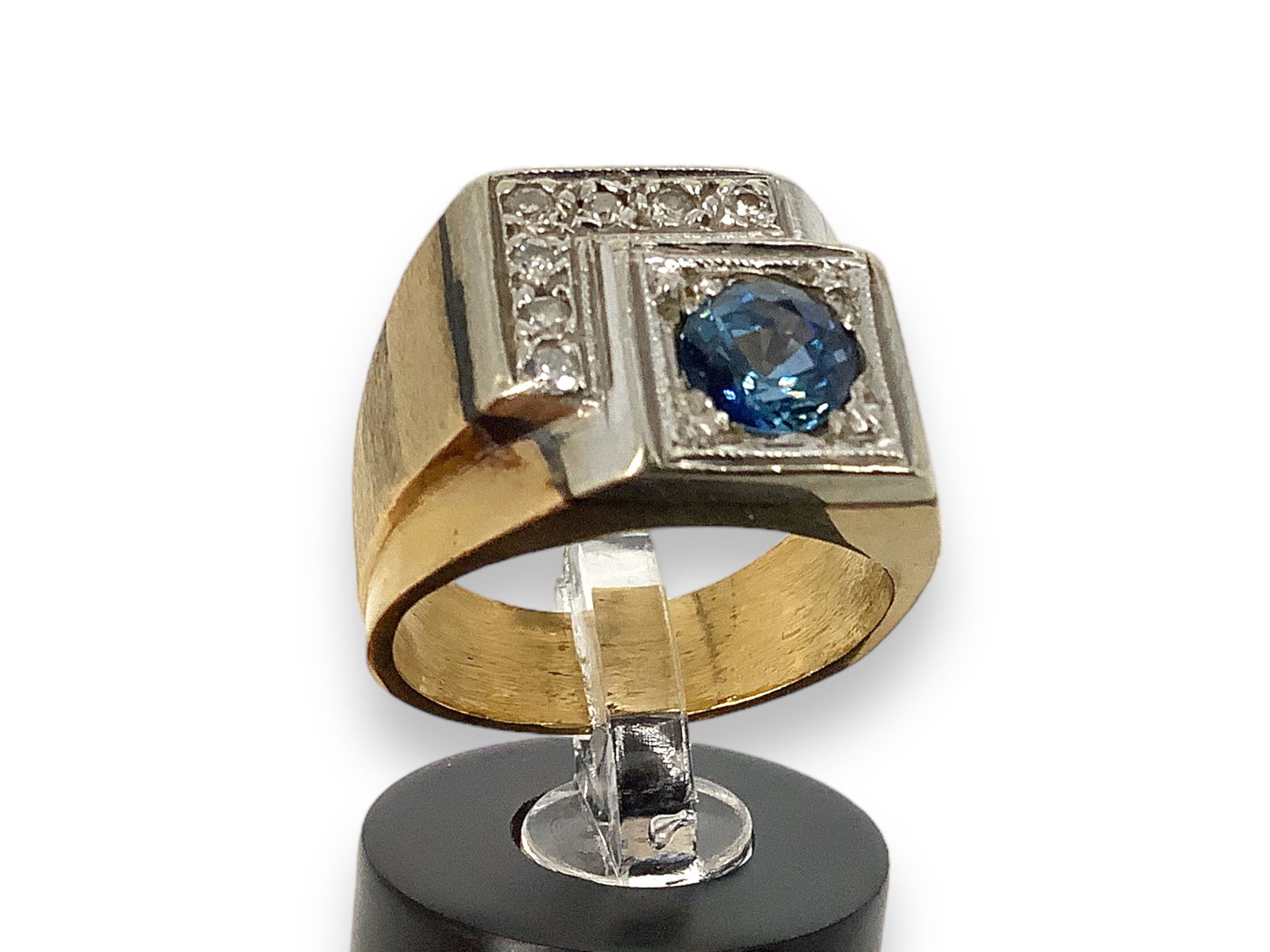 14kt Gold And Stone Dinner Ring With Diamonds