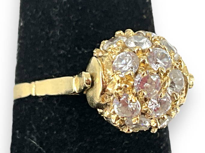 Gold Ring With A Spinning Sphere Of Cz Stones