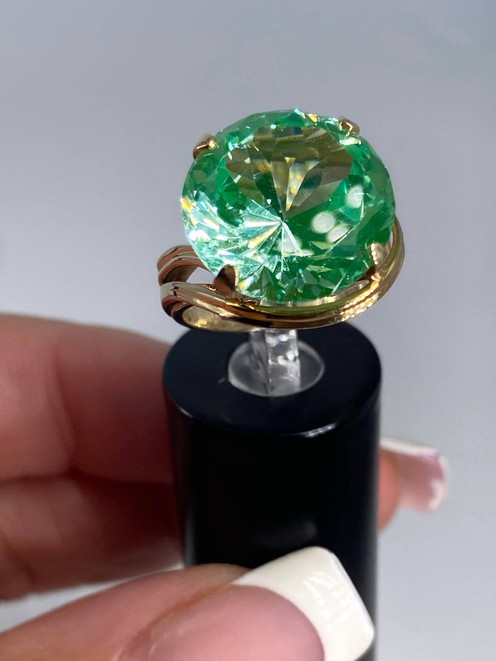 14kt Gold And Synthetic Green Spinel Stone Solitaire Ring Auction