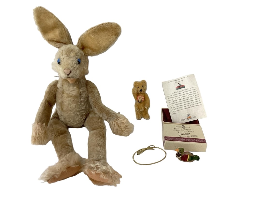 18" Steiff "lulac" Rabbit, 2 Steiff Miniatures Auction