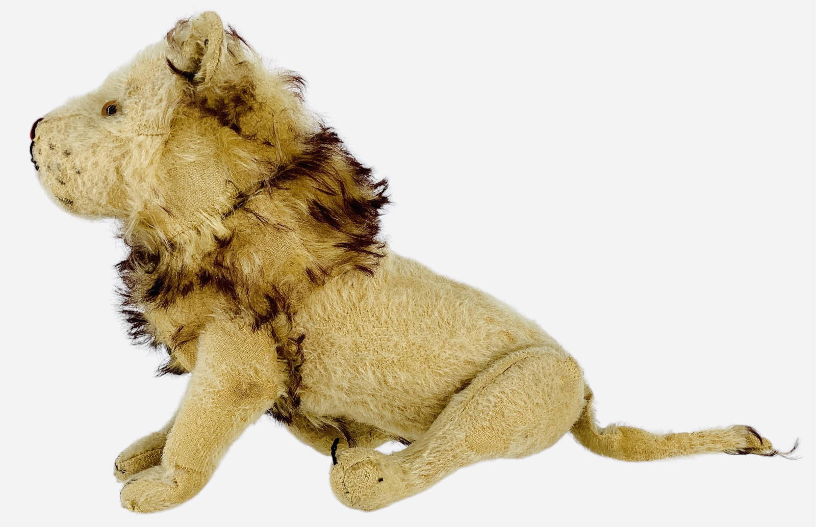 Early Steiff Lion. Auction