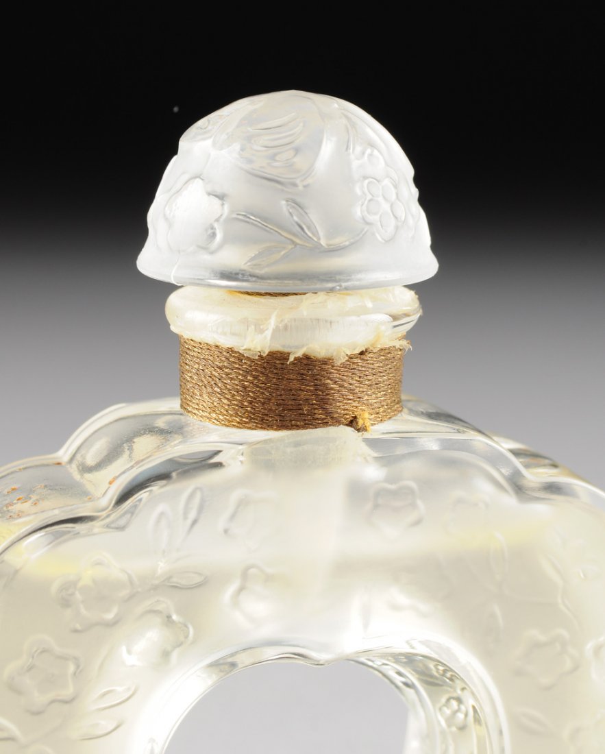 A PAIR OF LALIQUE CRYSTAL "COEUR-JOIE" PERFUME BOTTLES,