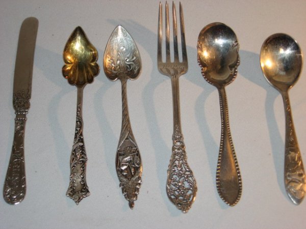 470: 4 STERLING FANCY TEASPOONS, 1 MICKEY MOUSE