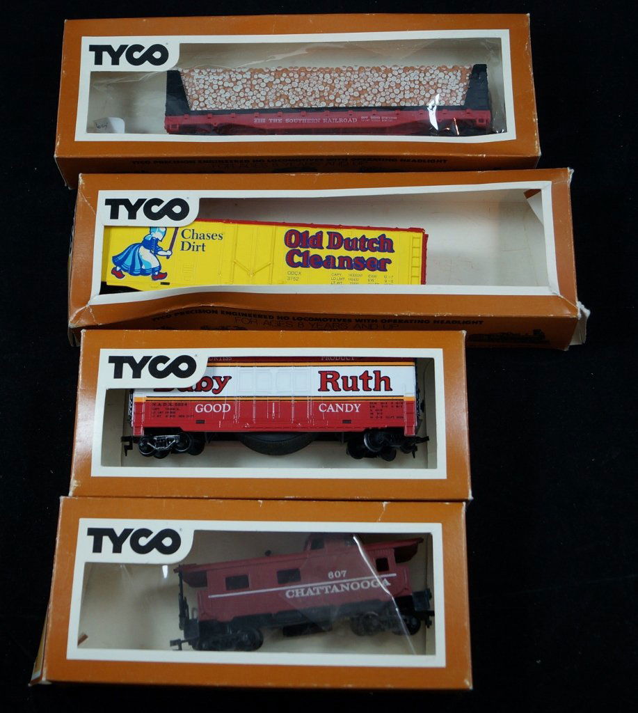 LOT Tyco HO Scale Model Electric Trains, Vintage
