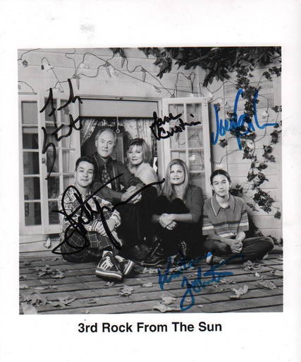 Third Rock from the Sun cast signed photograph - Sep 19, 2021 | Piece ...
