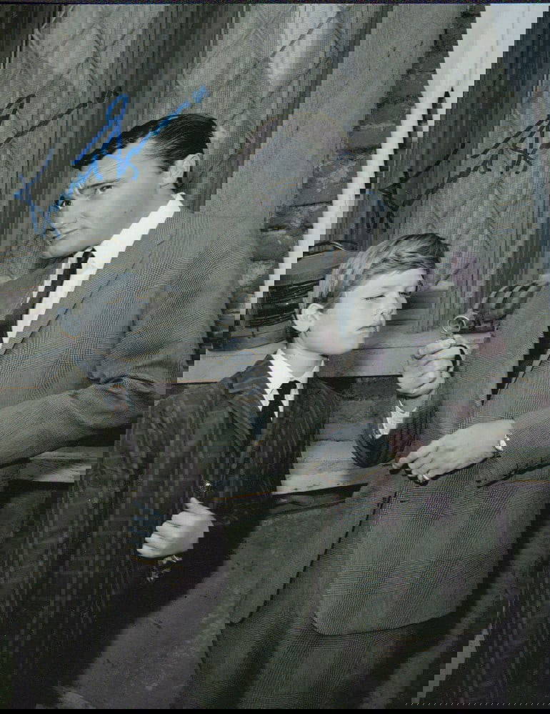 Kurt Russell Signed Photograph Auction