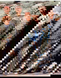 Mash Cast Signed (8x10) Photo (bas)