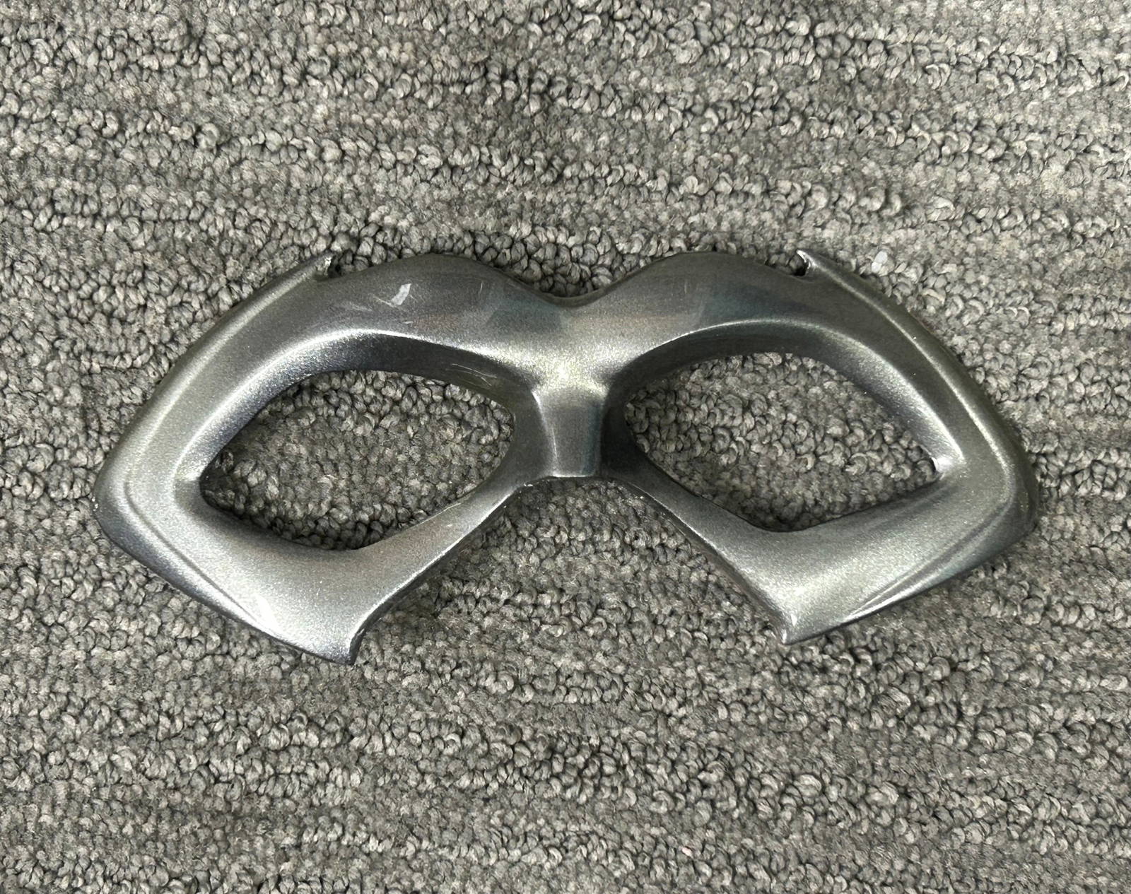 Robin Screen Used Mask Auction