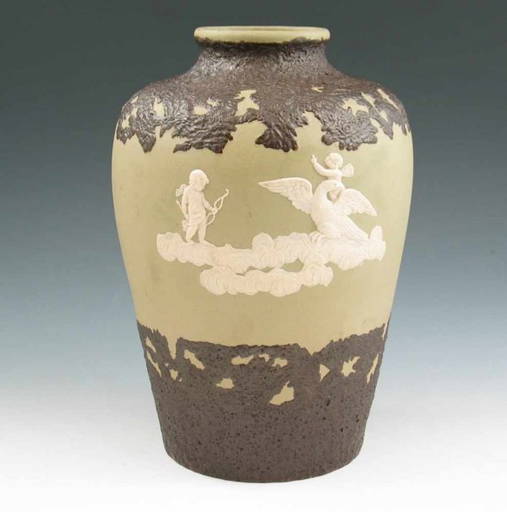 Radford Pottery #23 Cherub 9 3/8" Vase