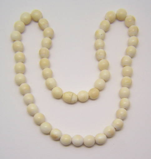 Vintage Carved Ivory Beads Necklace