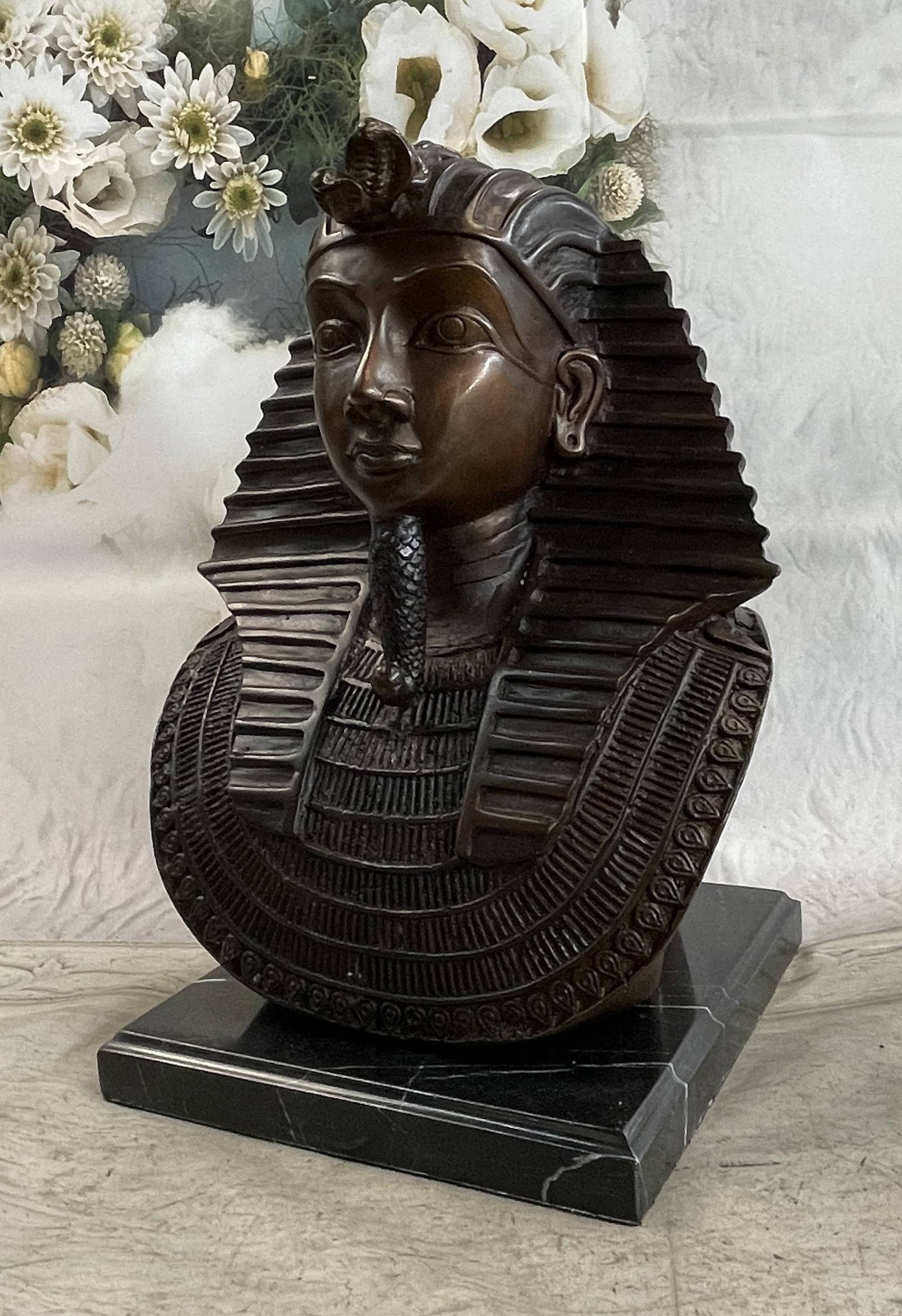 Thomas Egyptian Pharaoh Bust Auction