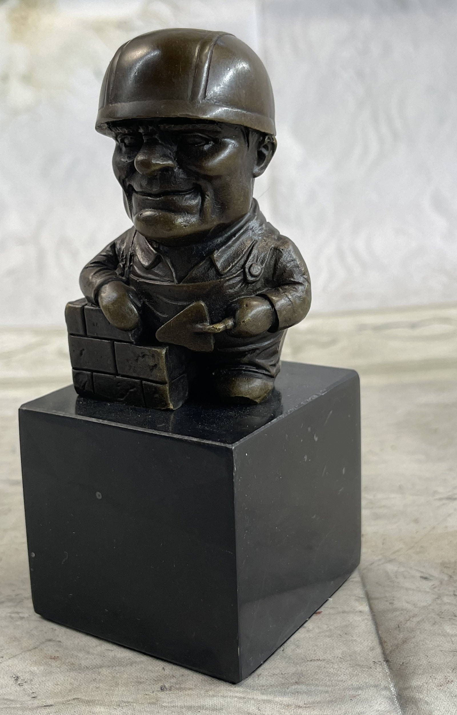 Construction Worker Bricklayer Builder Contractor Bronze Statue Auction