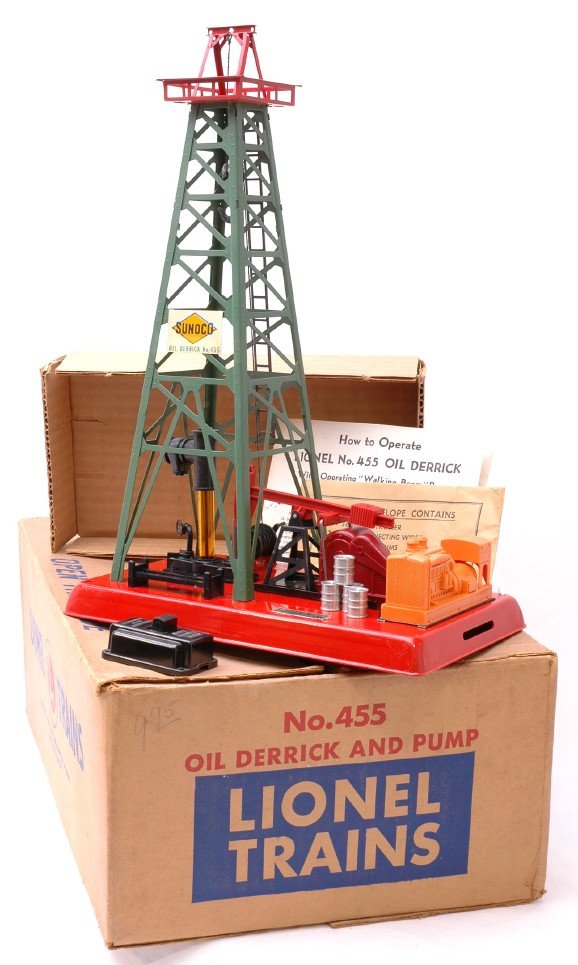 2815: Lionel 455 Oil Derrick with Red Top Boxed