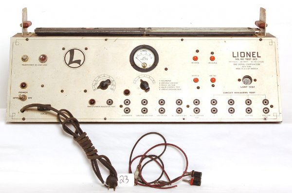 823: Lionel postwar 5C test set