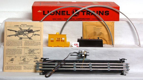 830: Lionel 375 motorized turntable in OB