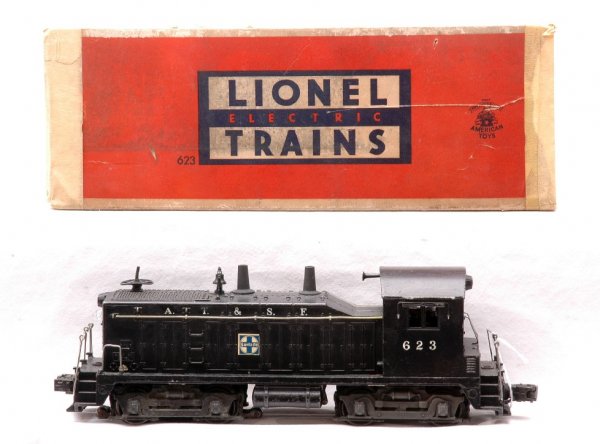 156: Lionel 623 Santa Fe NW-2 Switcher Boxed