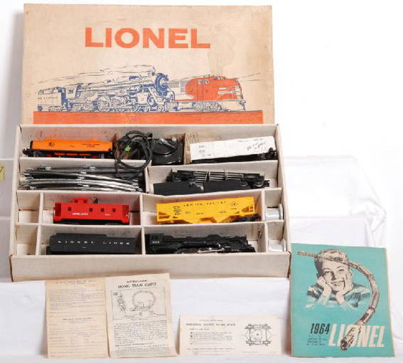 Boxed Lionel No. 11500 7 Unit Steam Freight Set