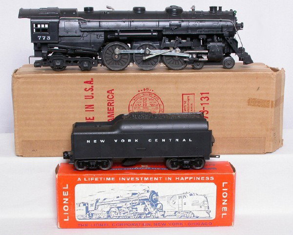 2512: Lionel 773 Hudson from 1964 with 773W in boxes