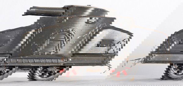 101: Lionel prewar Army tank train engine
