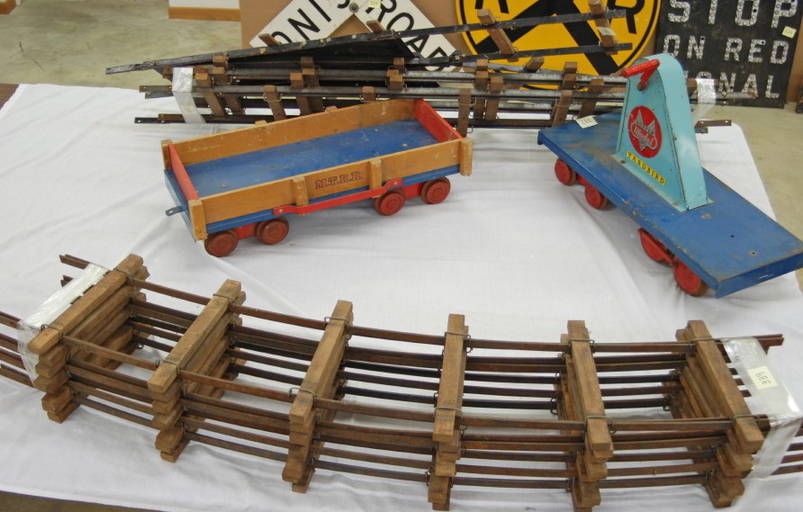 Doepke Models Yardbird M.t.r.r. Ride On Train And