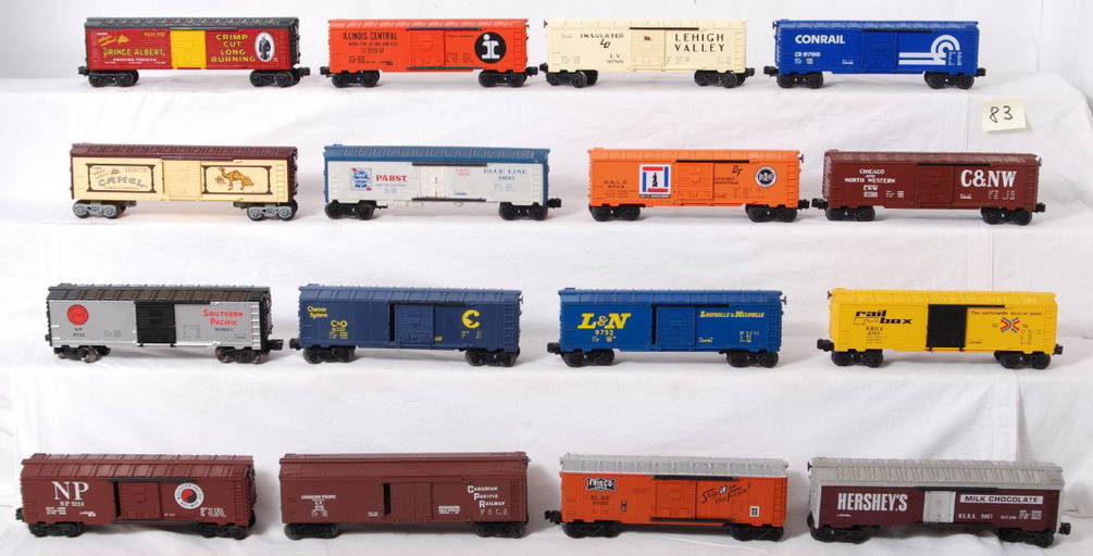 16 O Gauge Boxcars
