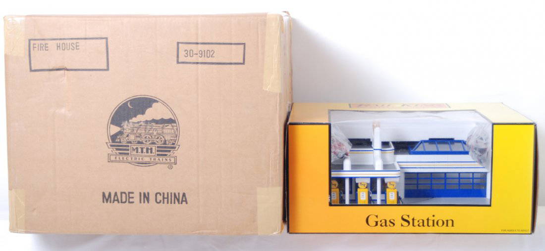 Mth Operating Firehouse And Sunoco Gas Station